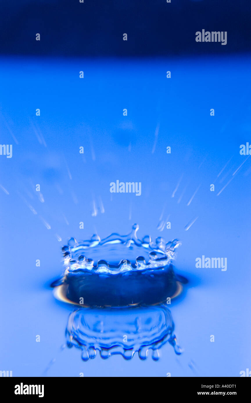 Water drop impact Stock Photo - Alamy