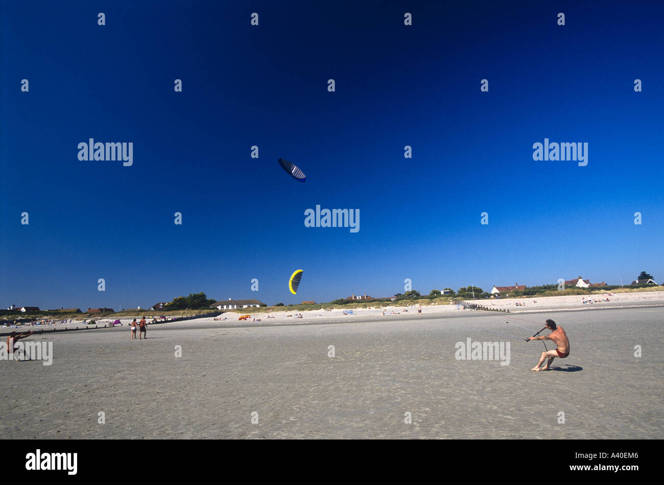 Kite flying contest hi-res stock photography and images - Alamy