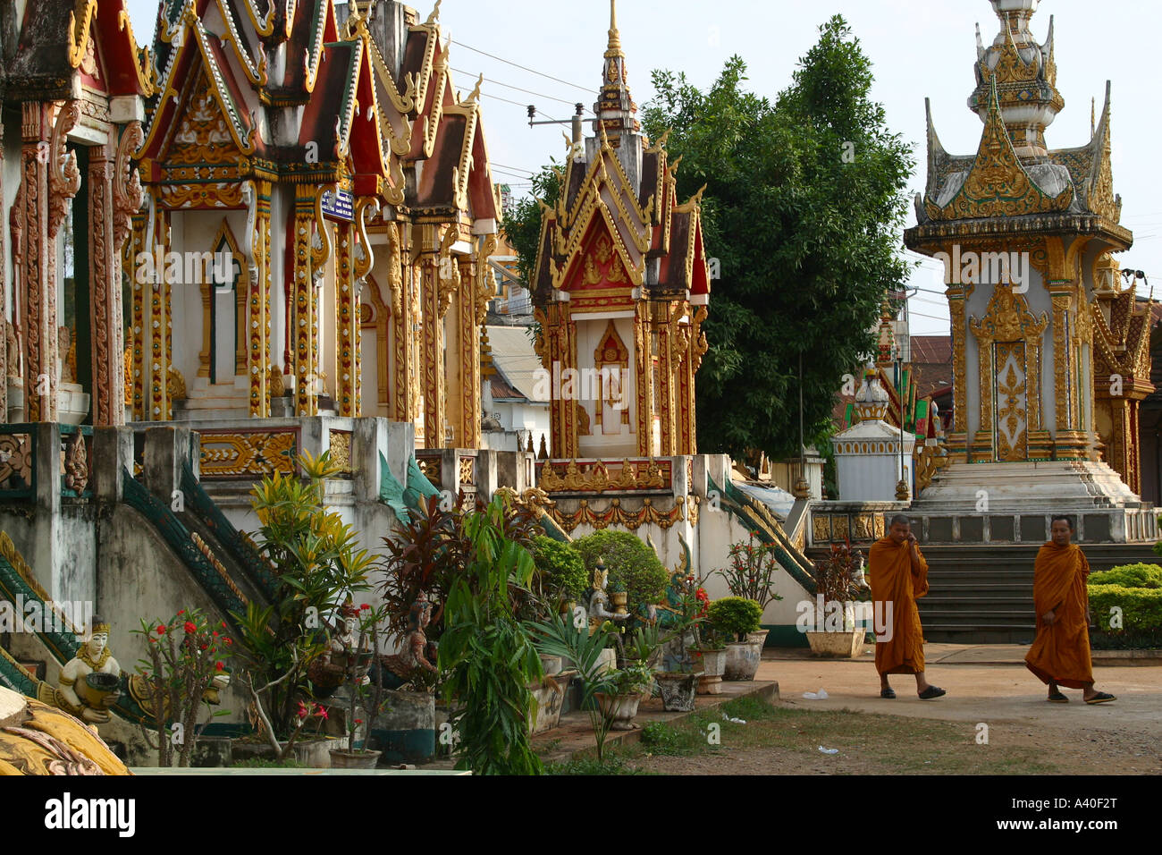 Luang pakse temple hi-res stock photography and images - Alamy