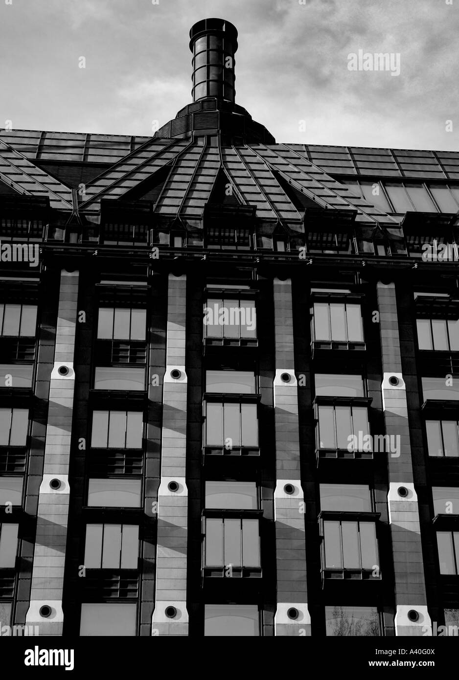 Government offices london Black and White Stock Photos & Images - Alamy