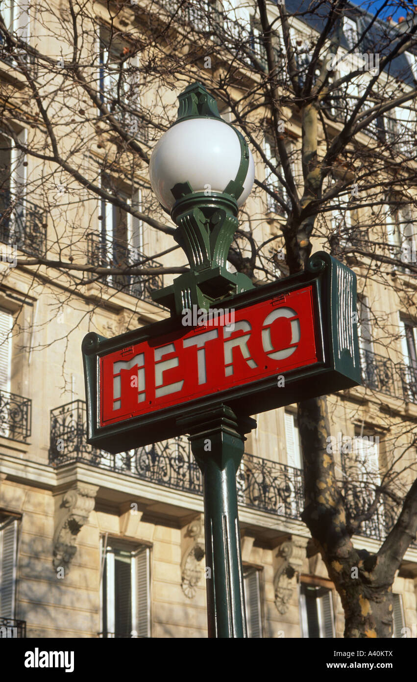 Metro sign Paris France Stock Photo - Alamy