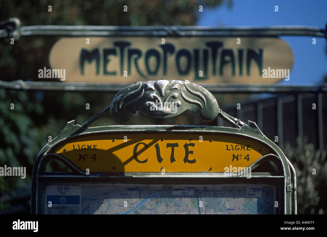 Metro sign Paris France Stock Photo - Alamy