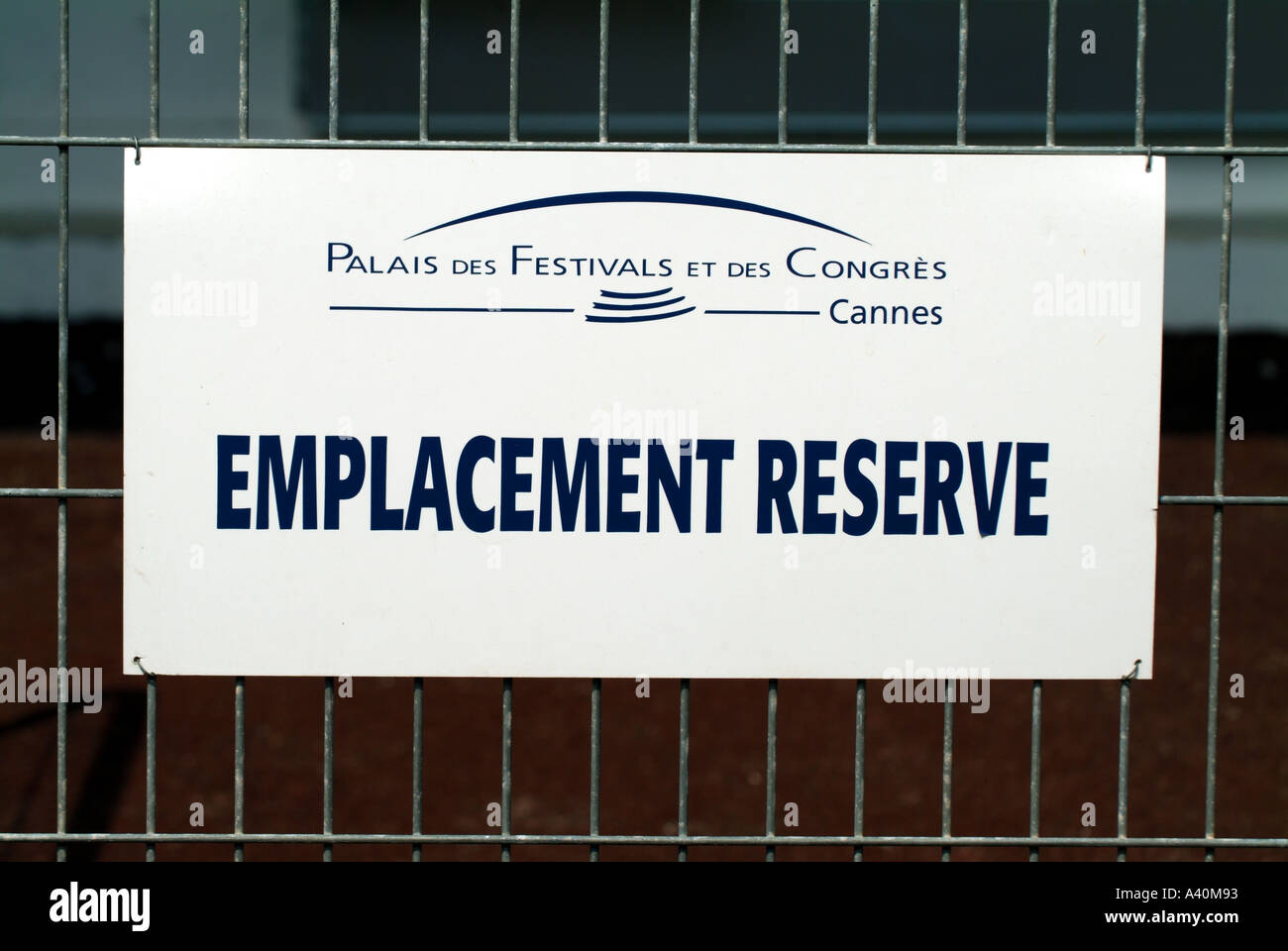 emplacement reserve cannes Stock Photo - Alamy