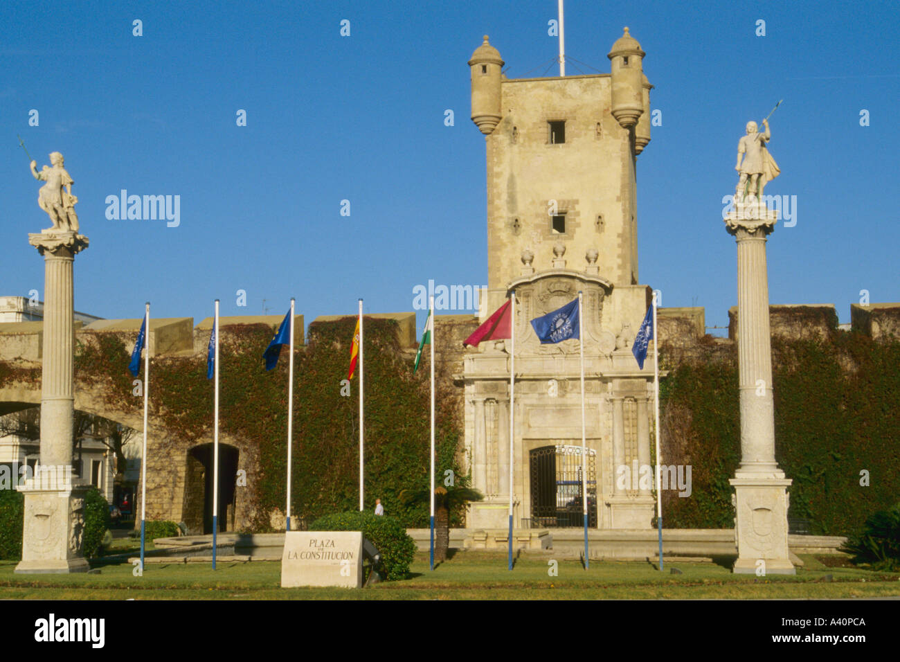 Plaza de la constitucion cadiz hi-res stock photography and images - Alamy