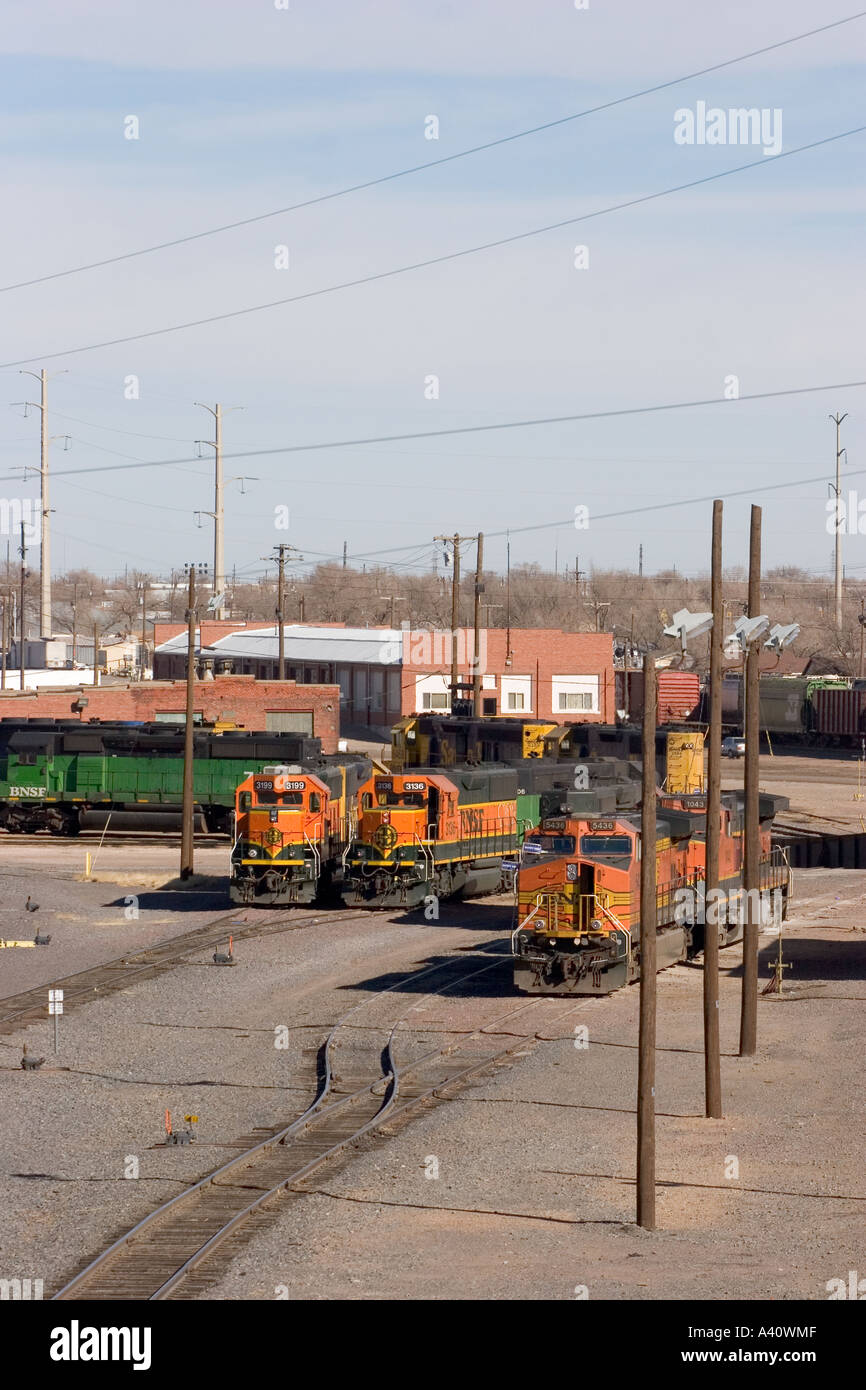 Diesel electric locomotives in train yard Stock Photo - Alamy
