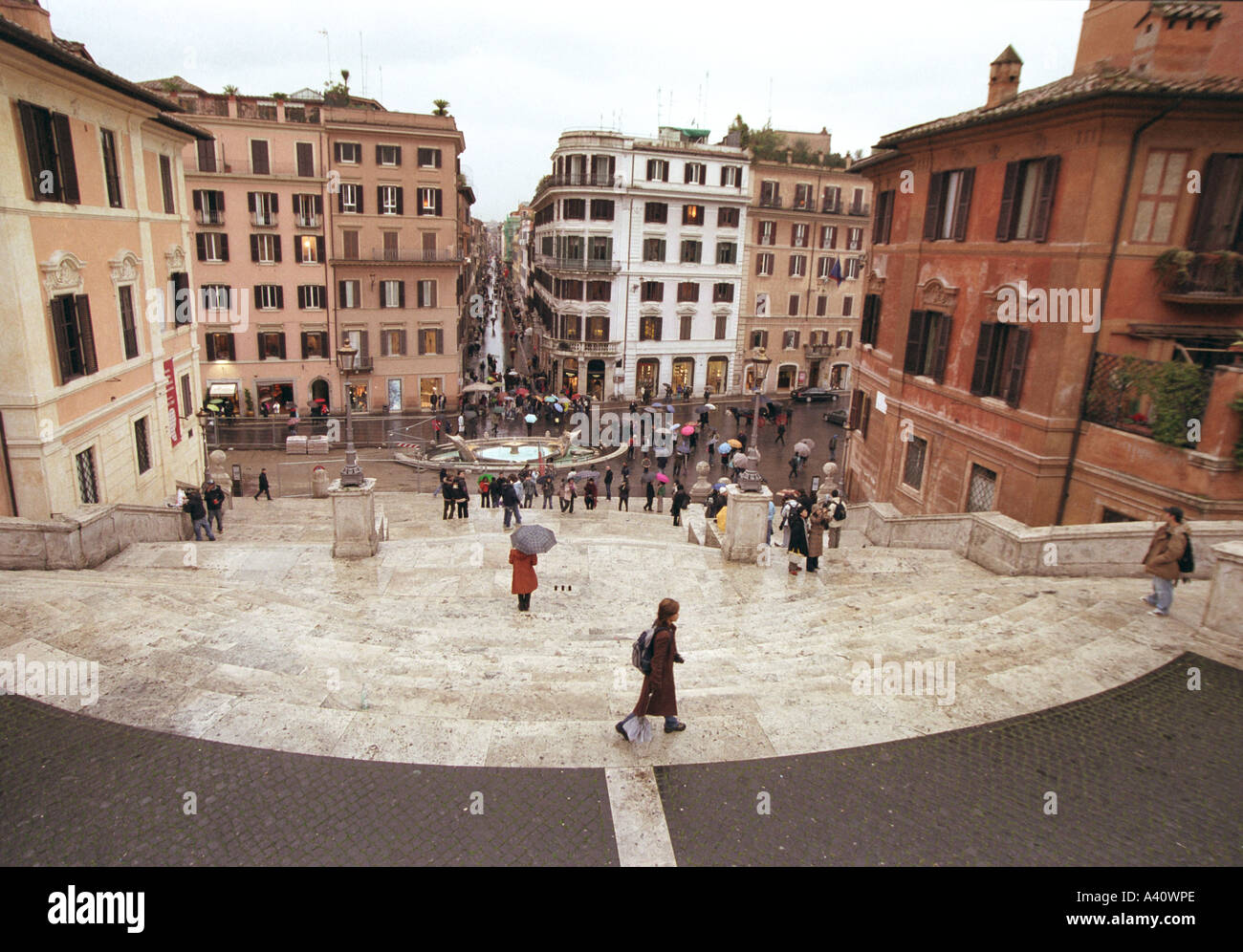 Rome italian street rain raining hi-res stock photography and images ...