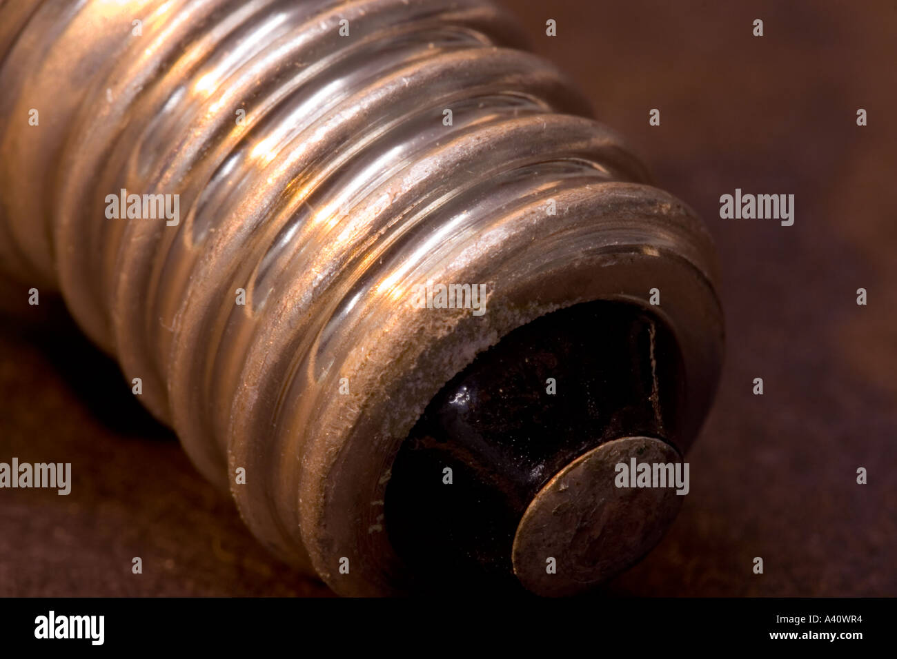 Screw fitting light bulb hi-res stock photography and images - Alamy