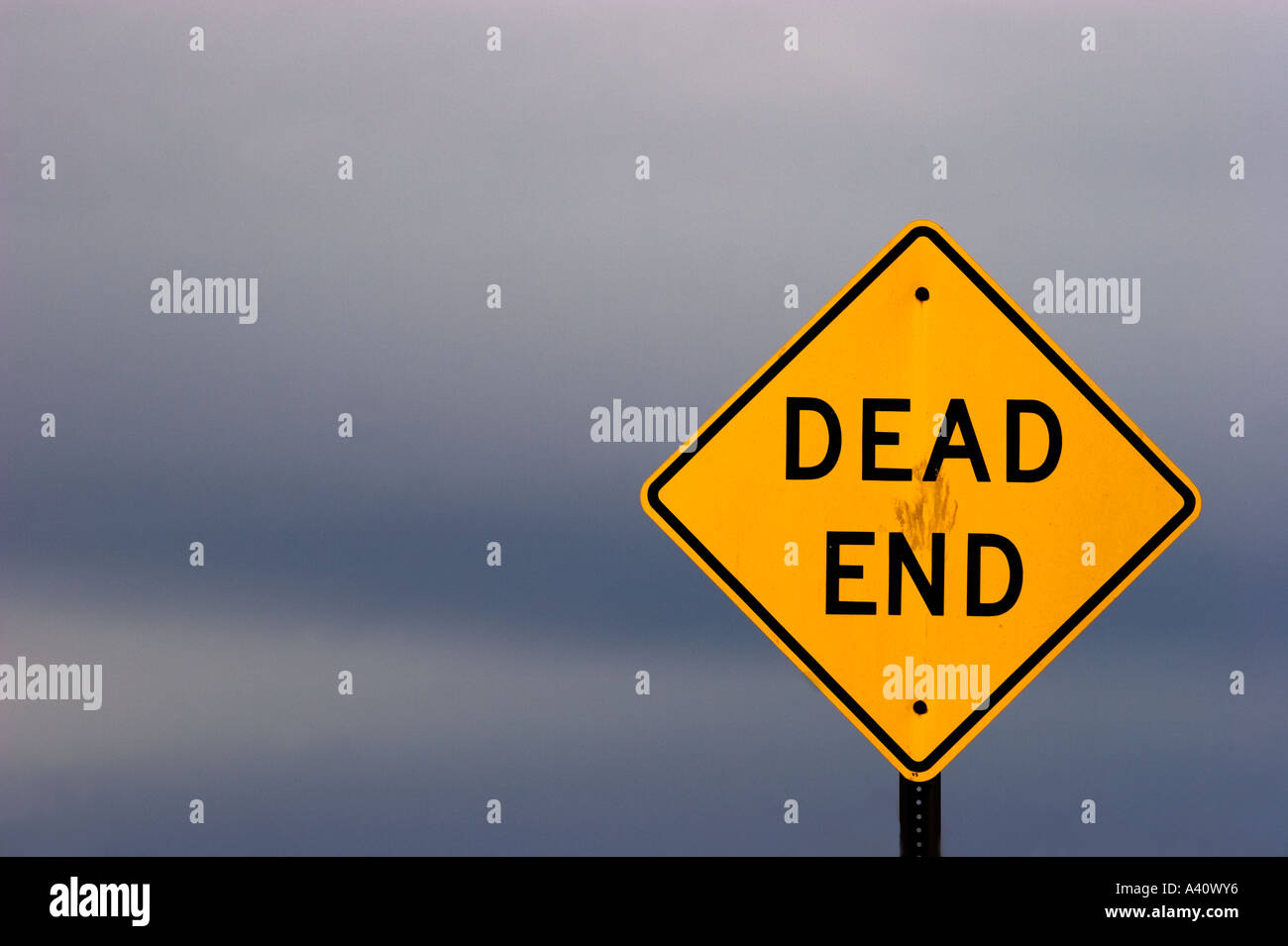 Dead end and road sign hi-res stock photography and images - Alamy