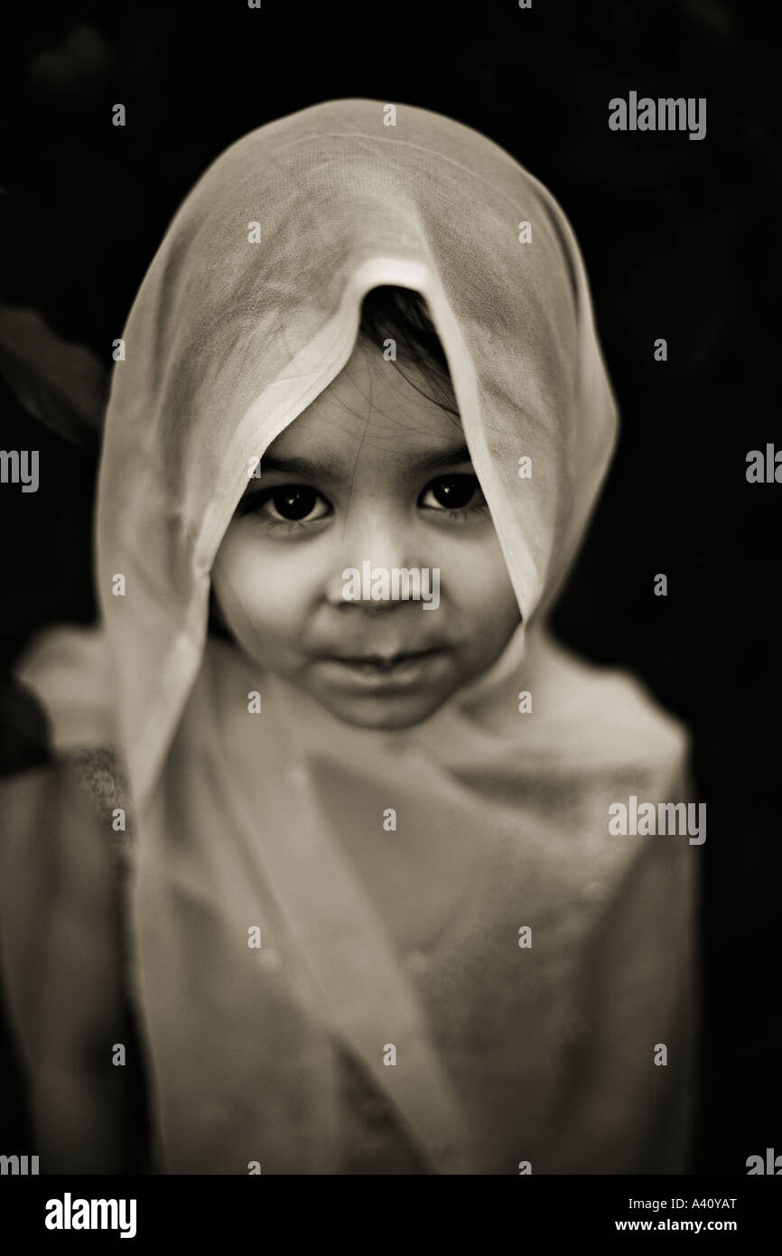 Pakistani girl hi-res stock photography and images - Alamy