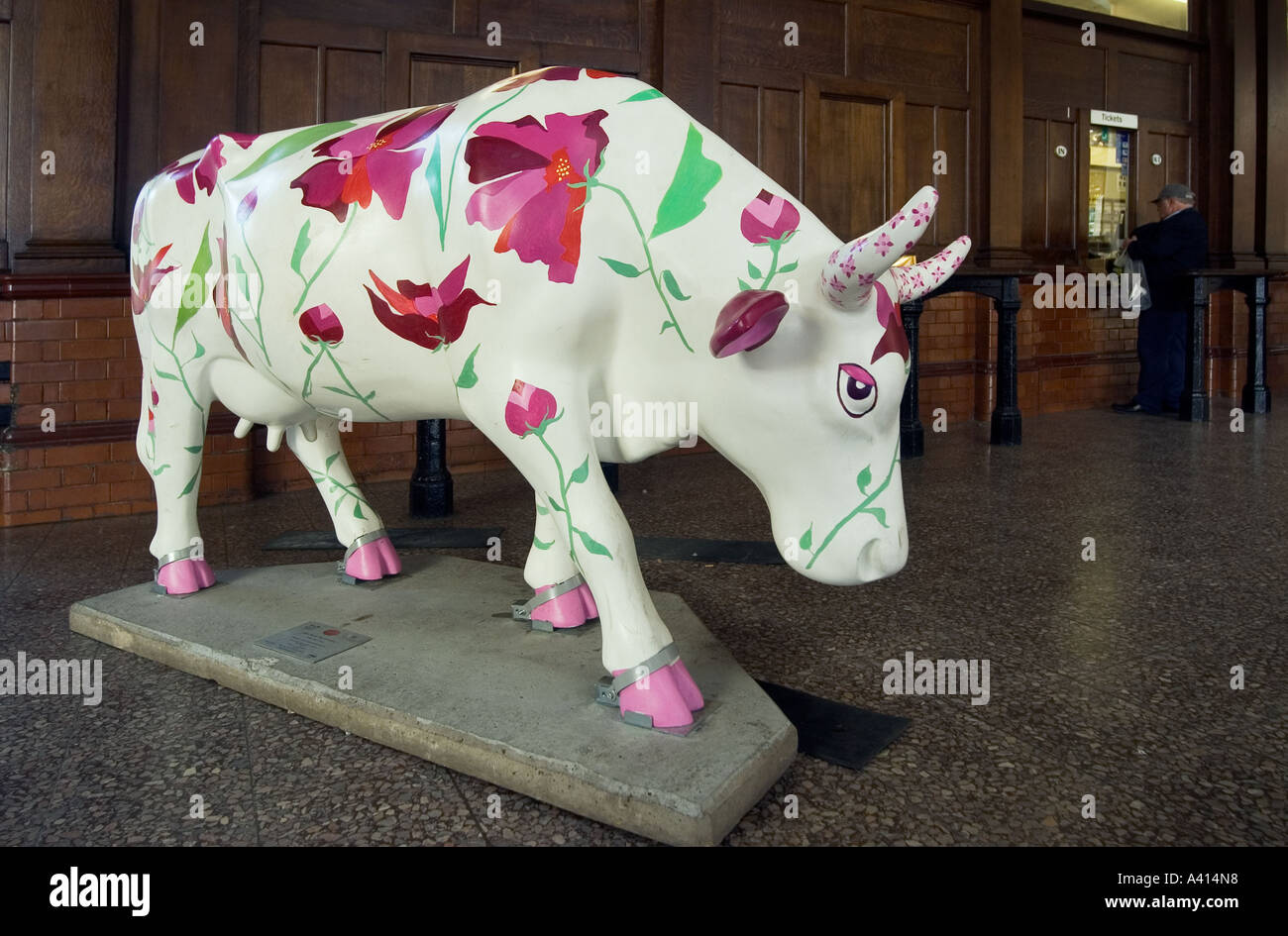 Cow parade hi-res stock photography and images - Alamy