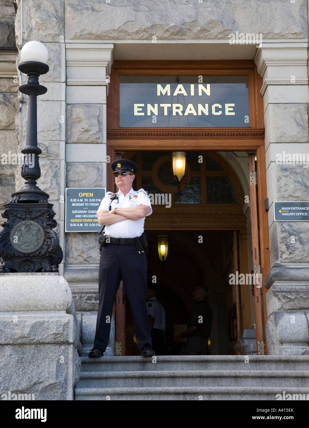 Entrance to parliament building hi-res stock photography and images - Alamy
