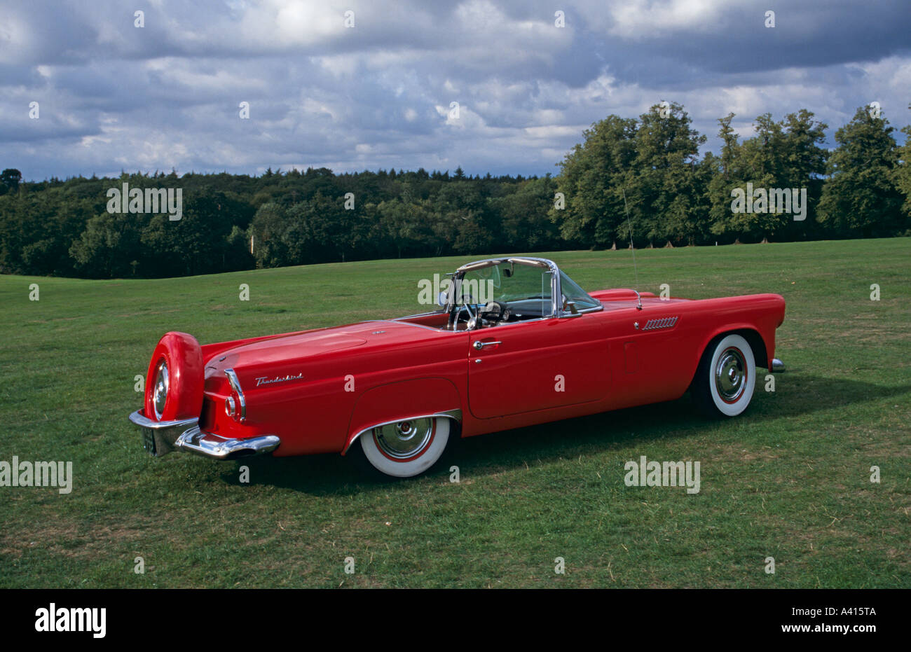 1950s ford thunderbirds hi-res stock photography and images - Alamy