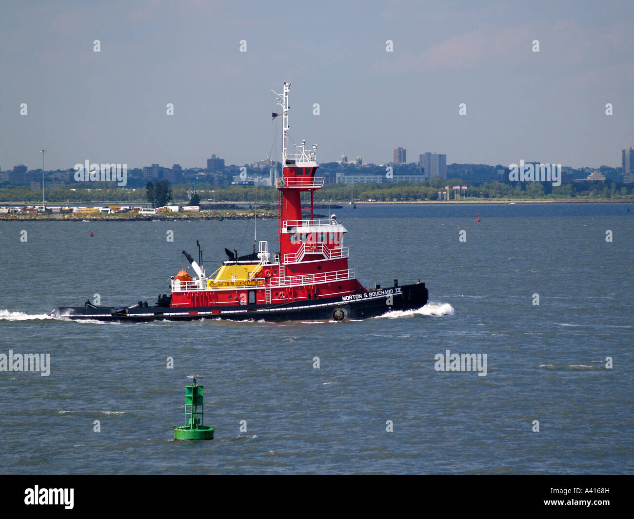 New york harbour tug hi-res stock photography and images - Alamy