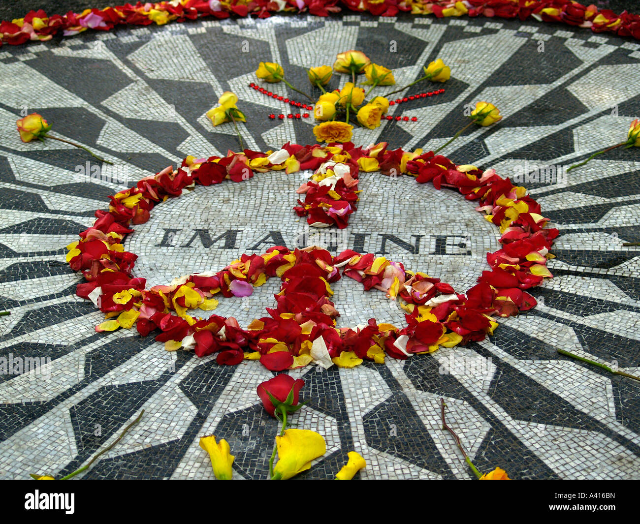 The Imagine Memorial to John Lennon Strawberry Fields Central Park New ...