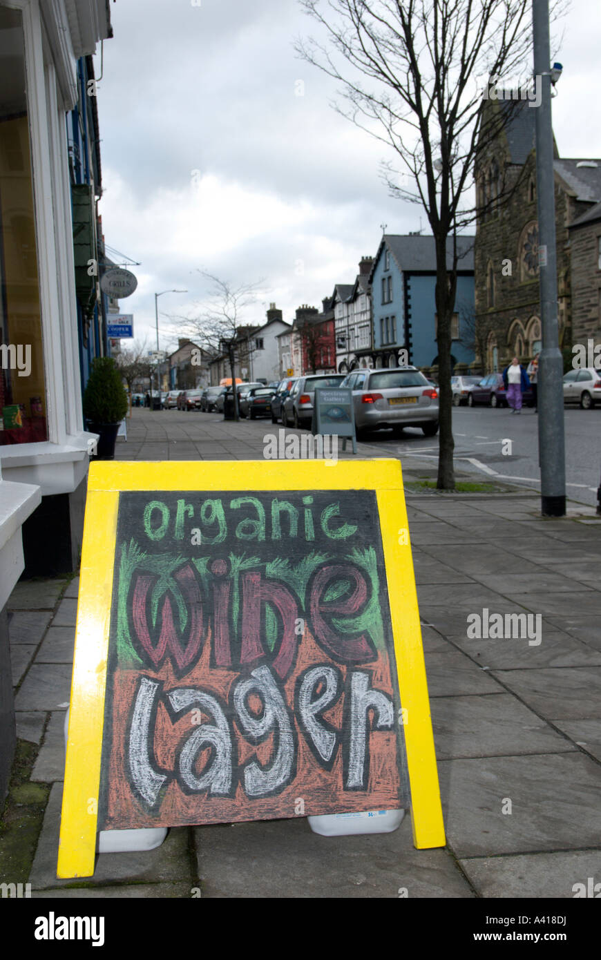 Lager advert hi-res stock photography and images - Alamy