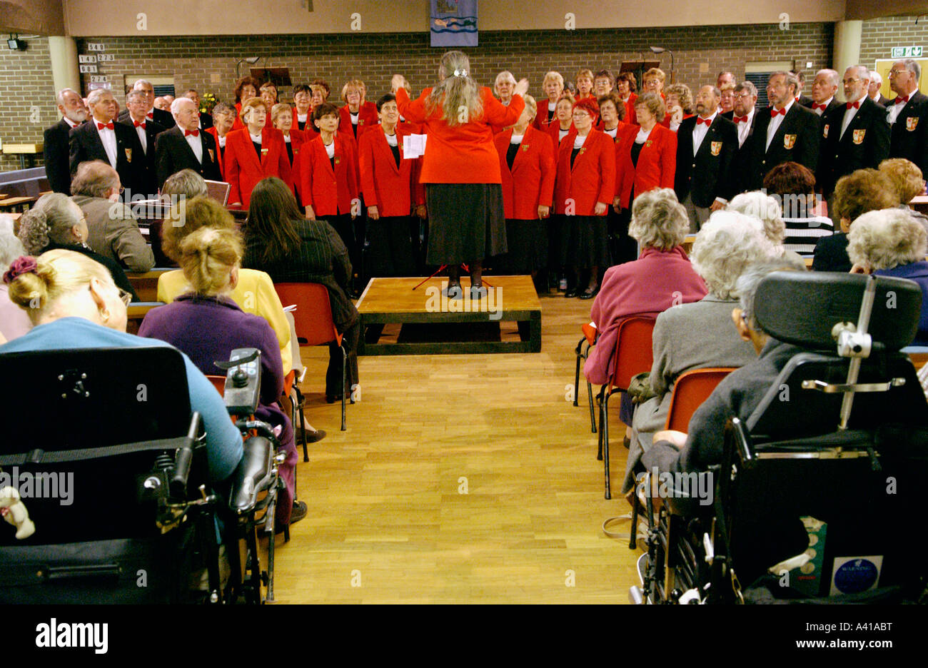 Welsh choir conductor hi-res stock photography and images - Alamy