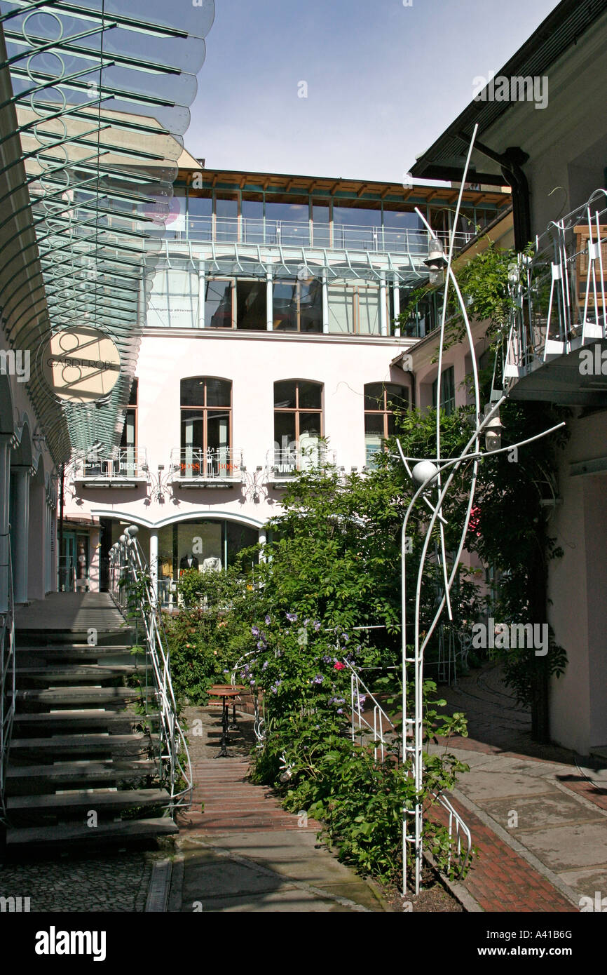 Berlin Courtyard in the Hackesche Höfe Germany Stock Photo - Alamy