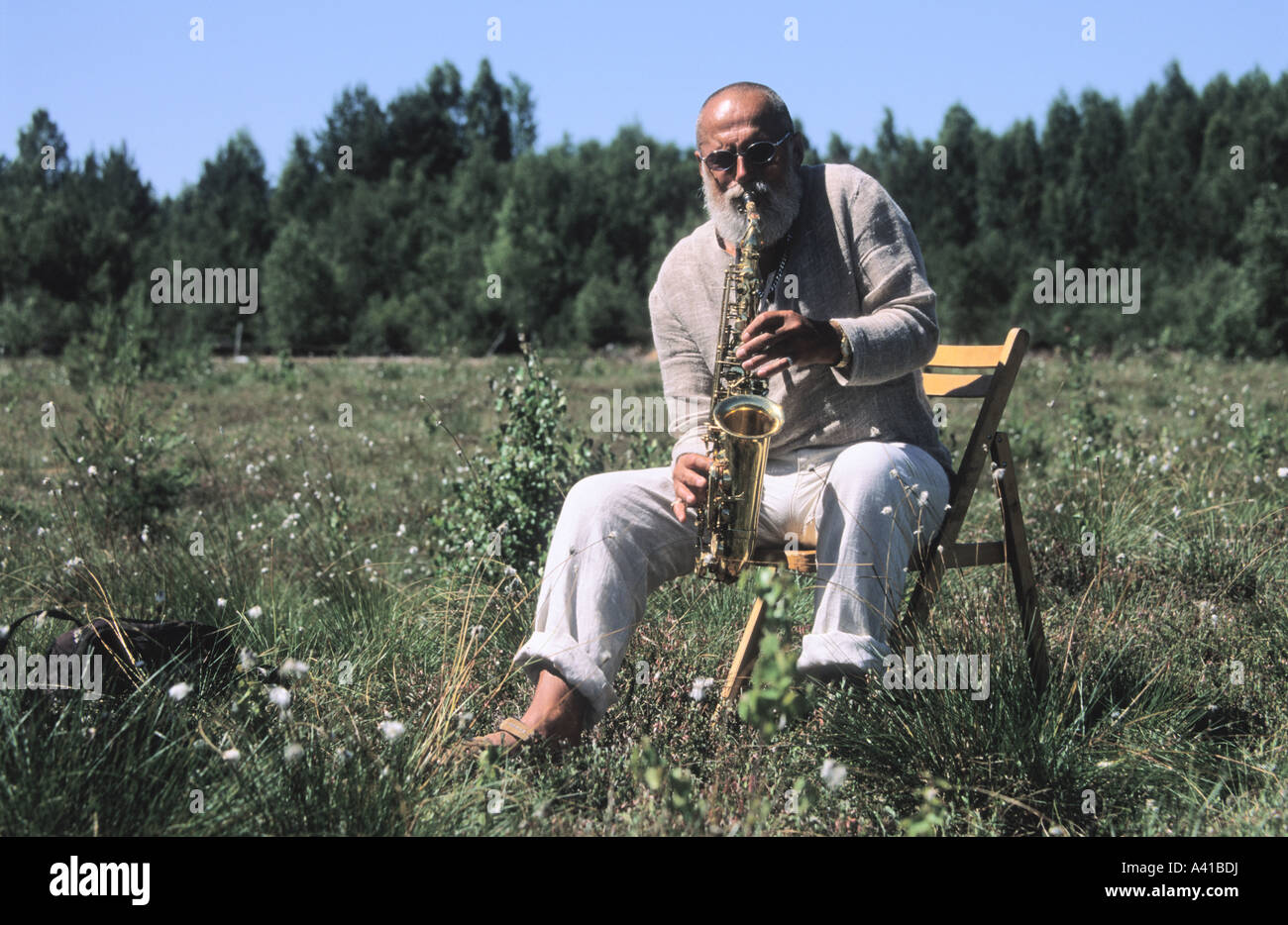 Man playing sax hi-res stock photography and images - Alamy
