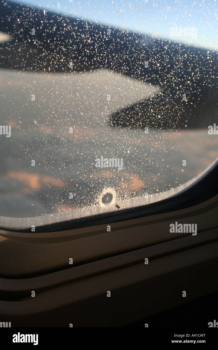 aeroplane window looking out at sky Stock Photo - Alamy