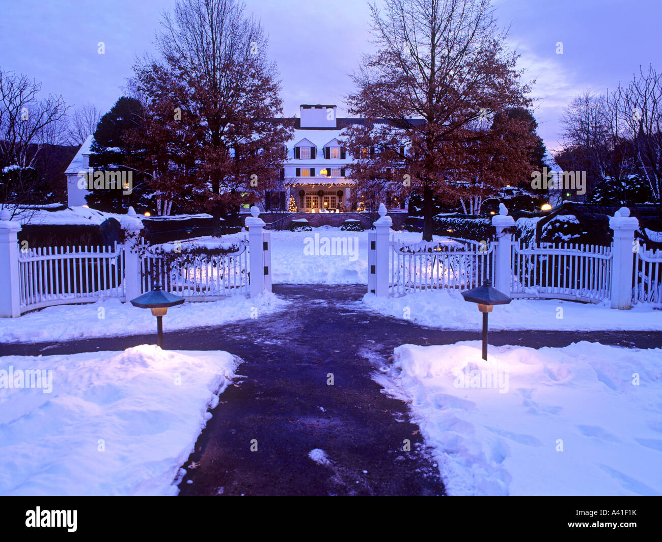 Woodstock inn hi-res stock photography and images - Alamy