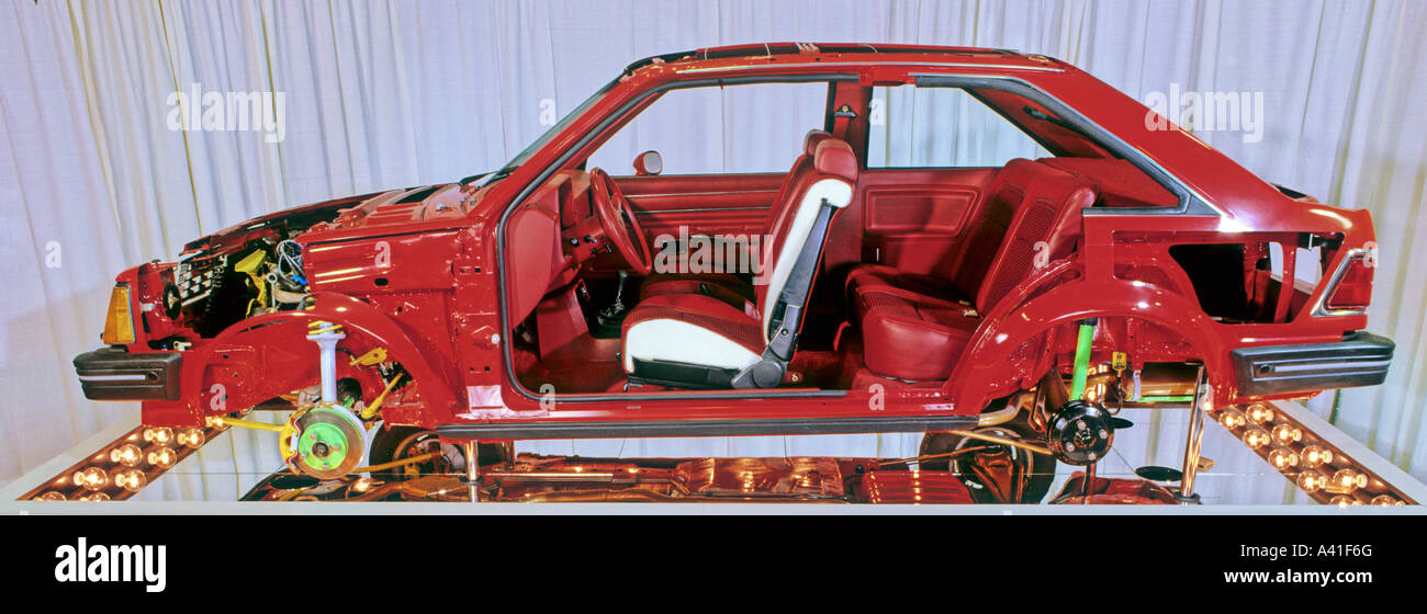 Cutaway view of car hi-res stock photography and images - Alamy