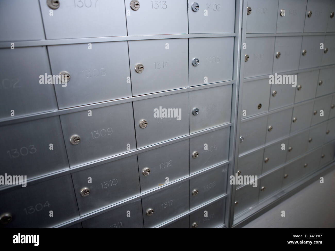 Silver mailboxes hi-res stock photography and images - Alamy