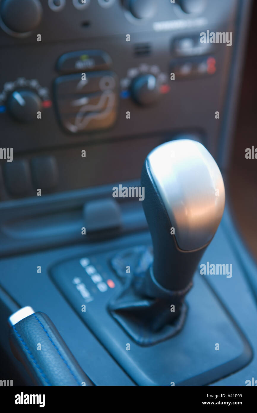 Make shift cars hi-res stock photography and images - Alamy