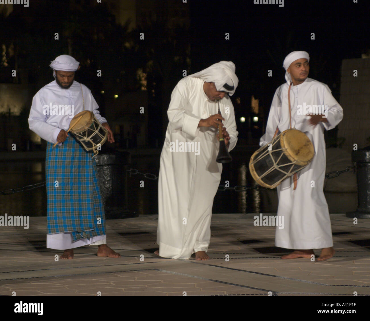Arab Folk Dance High Resolution Stock Photography and Images - Alamy