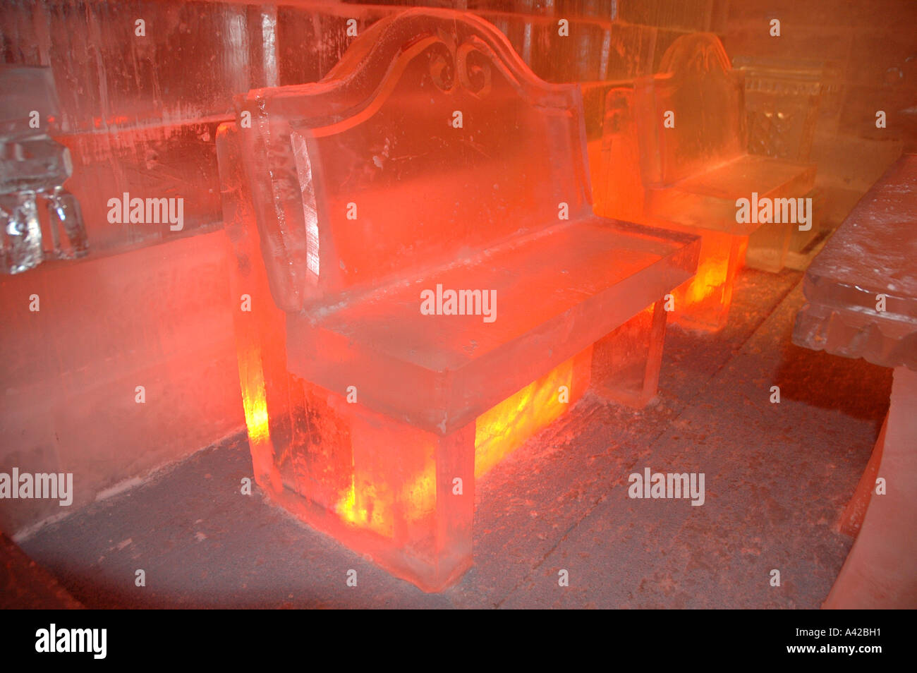 Polish pub interior bar hi-res stock photography and images - Alamy