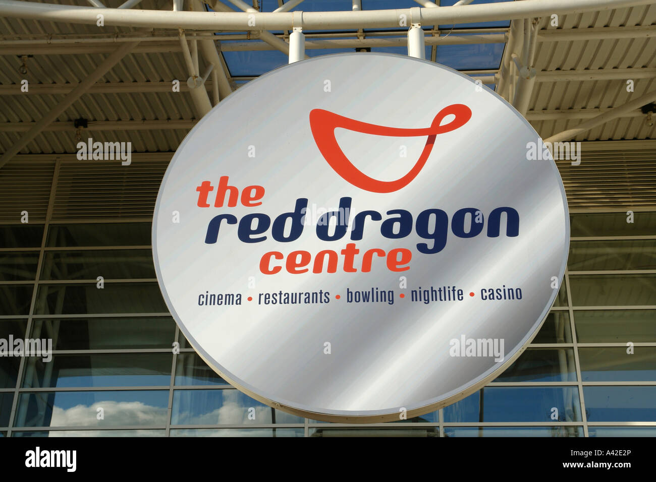 Red dragon centre cardiff bay hi-res stock photography and images - Alamy