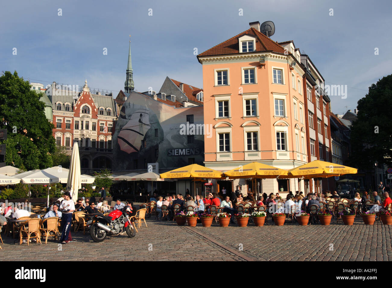 Doma Laukums, Old Riga, Latvia Stock Photo - Alamy