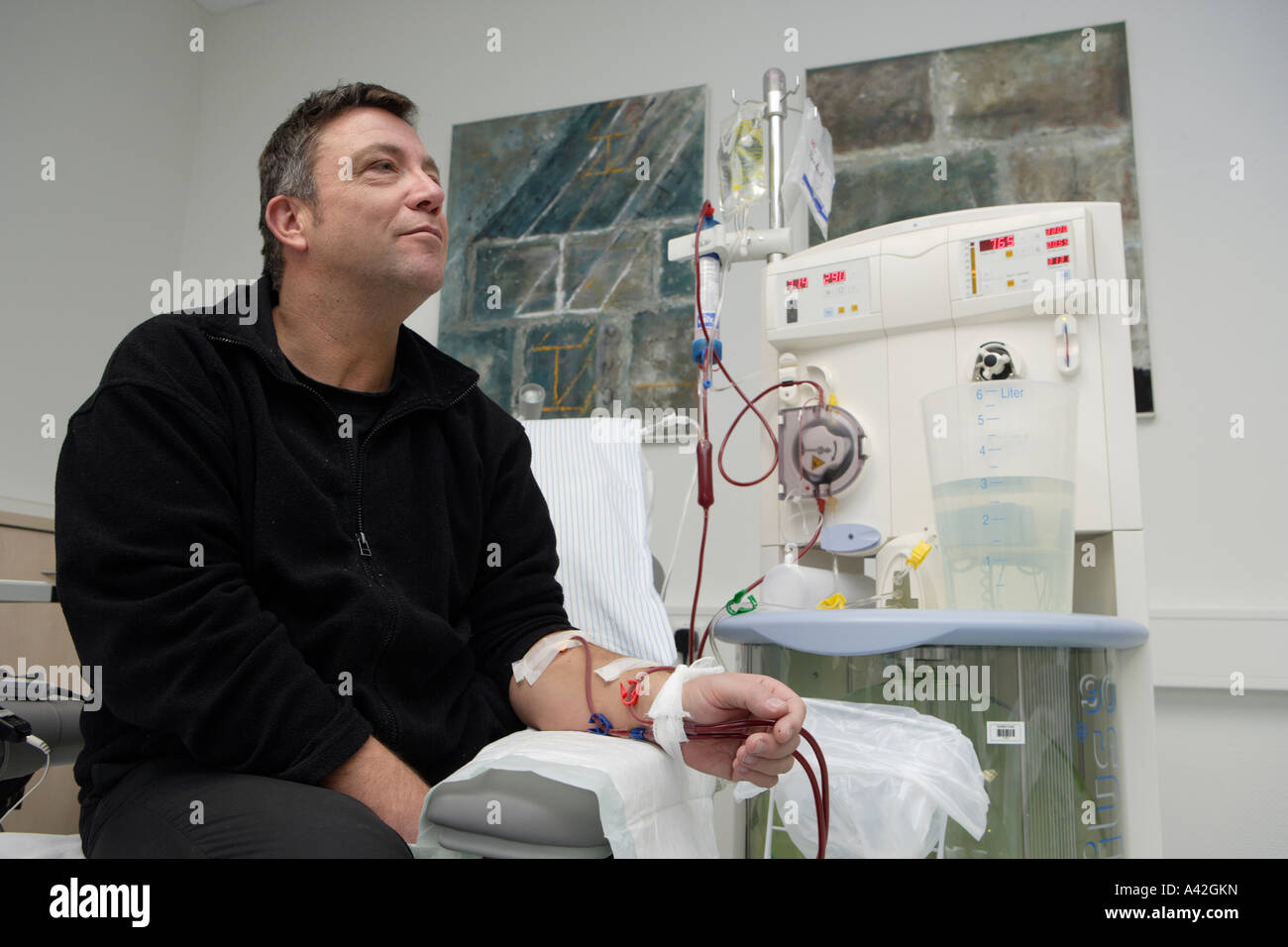 Dialysis machine hi-res stock photography and images - Alamy
