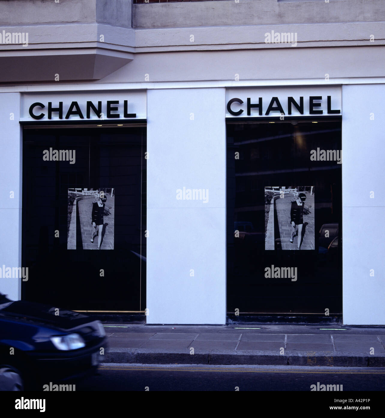 Exterior of Chanel shop in London Stock Photo - Alamy