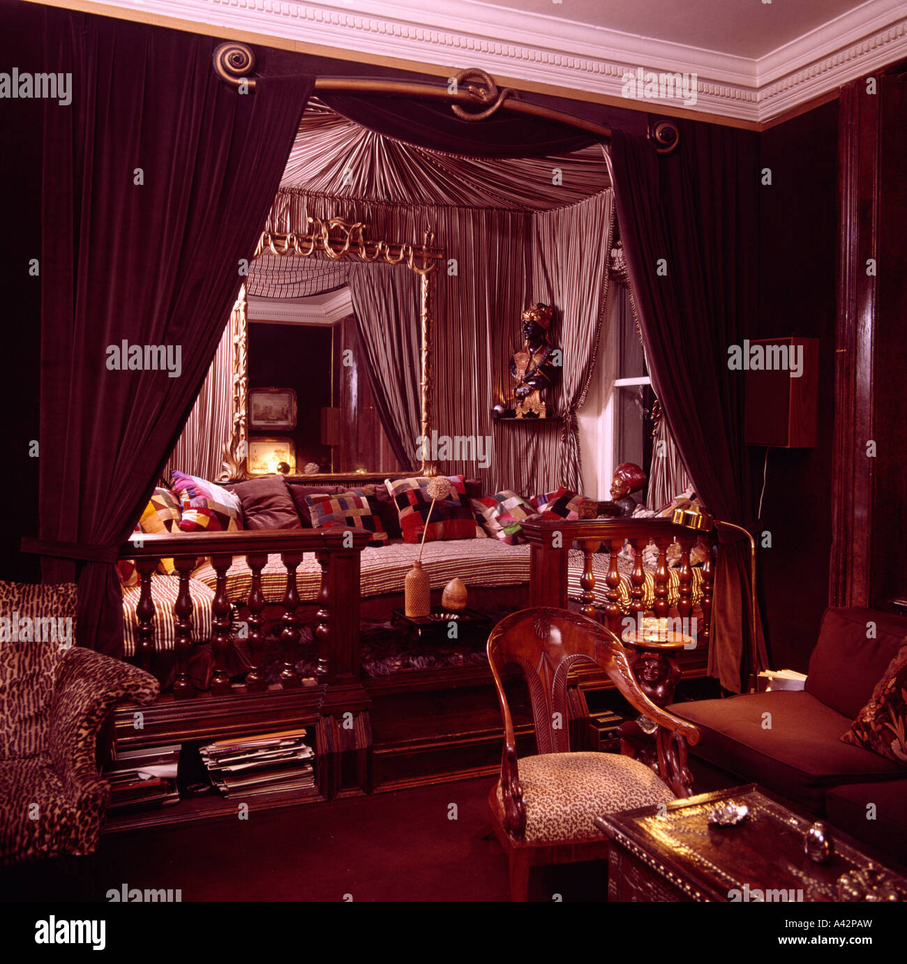 1980s empty room hi-res stock photography and images - Alamy
