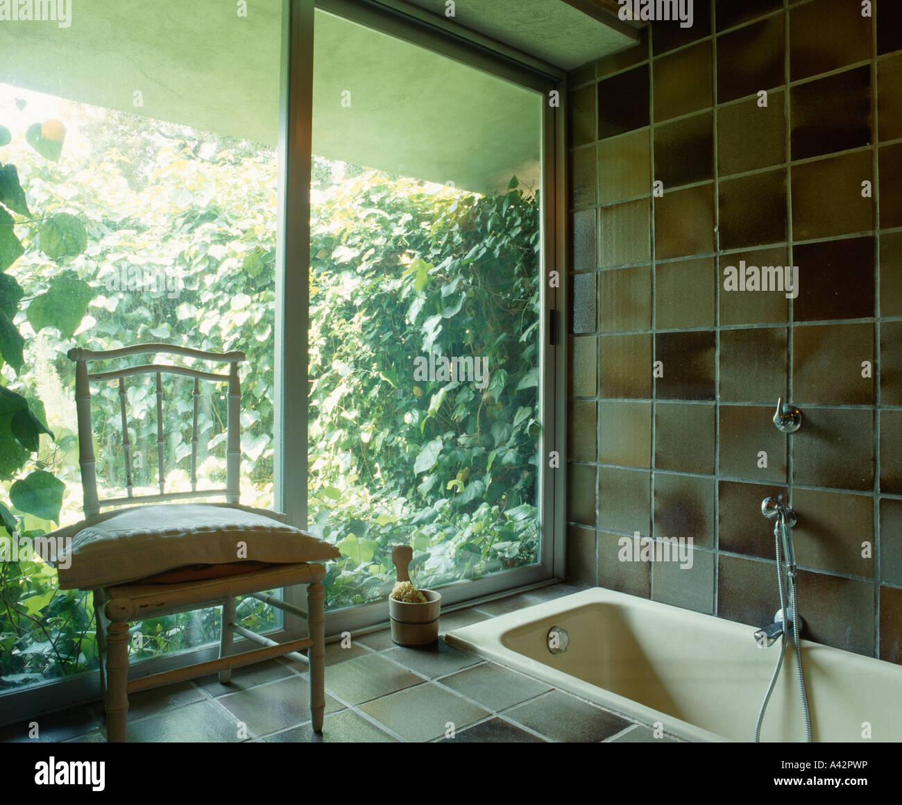 Sunken bath hi-res stock photography and images - Alamy