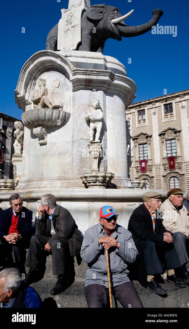 Piazza Duomo Catania Sicily Italy Stock Photo - Alamy
