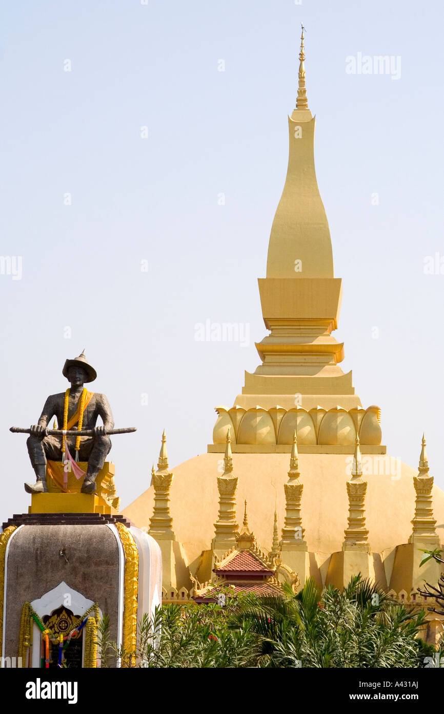 Statue of king Setthathirat in front of Wat That Luang Vientiane Laos ...