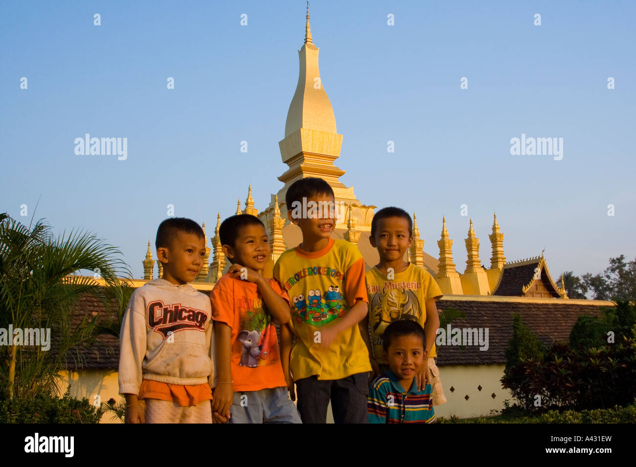 Laotian Children Wat That Luang Vientiane Laos Stock Photo - Alamy
