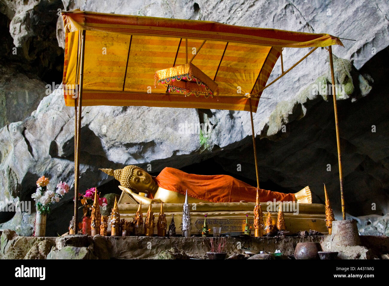 Reclining Bronze Buddha inside Phu Kham Cave Vang Vieng Laos Stock ... Reclining Bronze Buddha inside Phu Kham Cave Vang Vieng Laos Stock ...