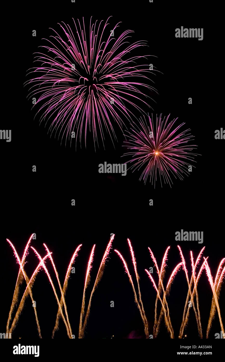 Generic fireworks hi-res stock photography and images - Alamy