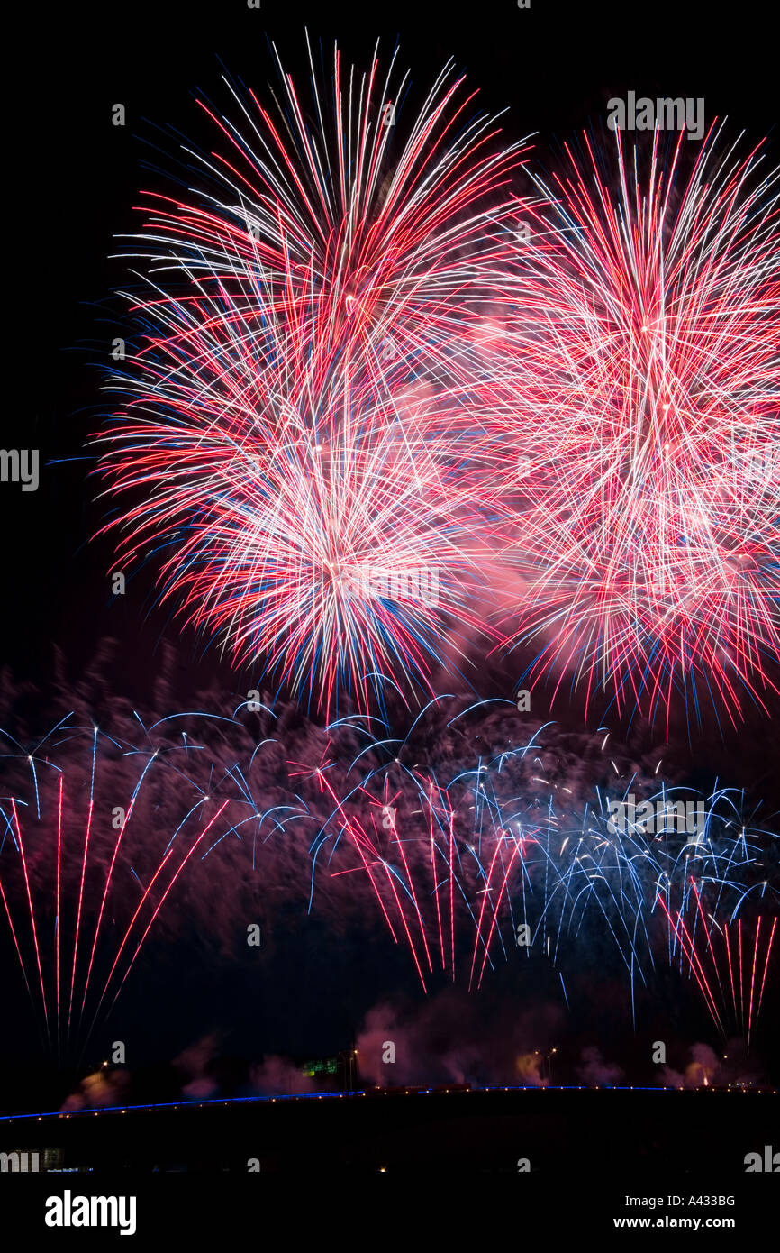 Generic fireworks hi-res stock photography and images - Alamy