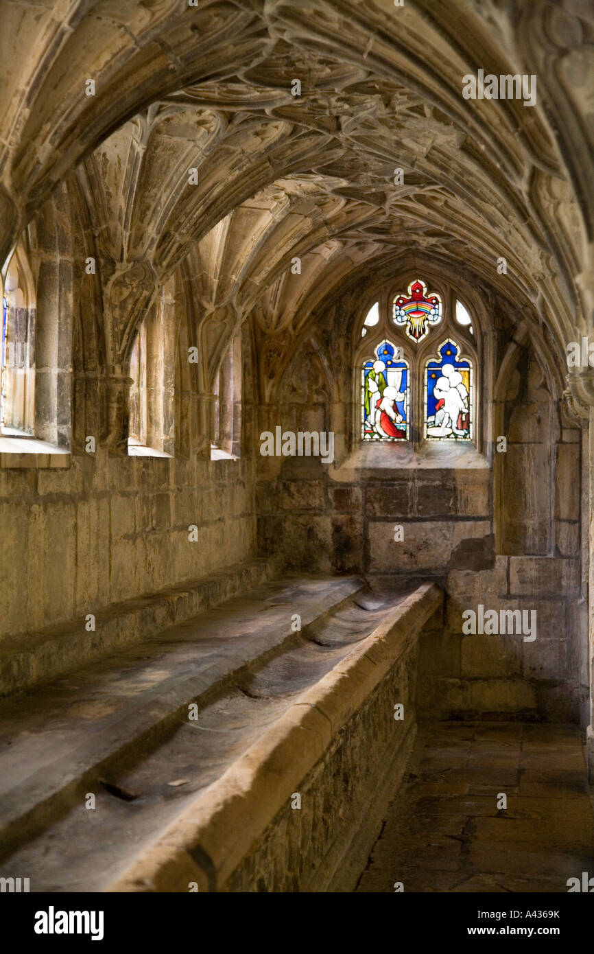 Gloucester cathedral carving hi-res stock photography and images - Alamy