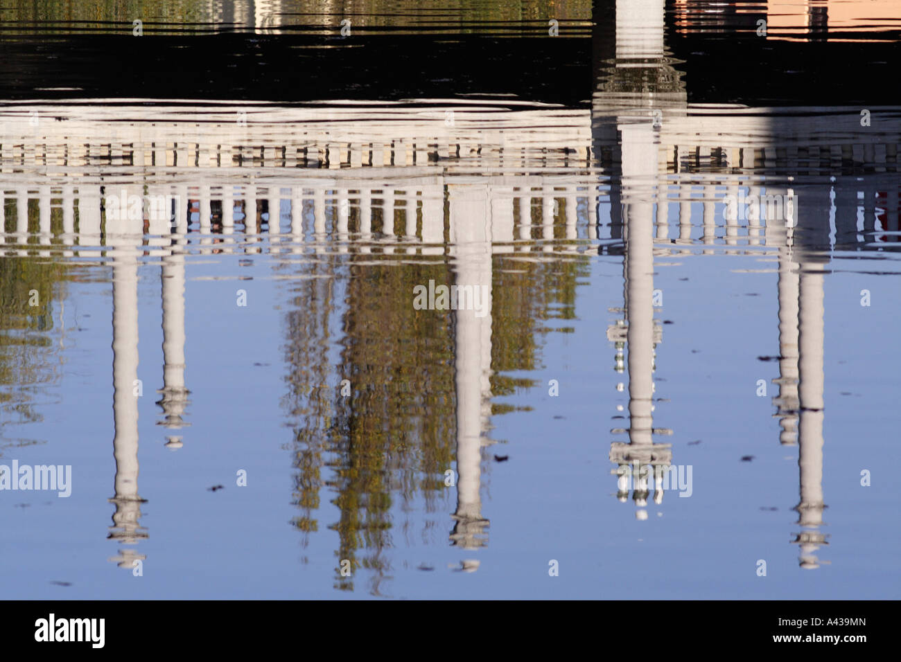Cevljarski most (Cobbler's bridge) reflection in Ljubljanica river ...