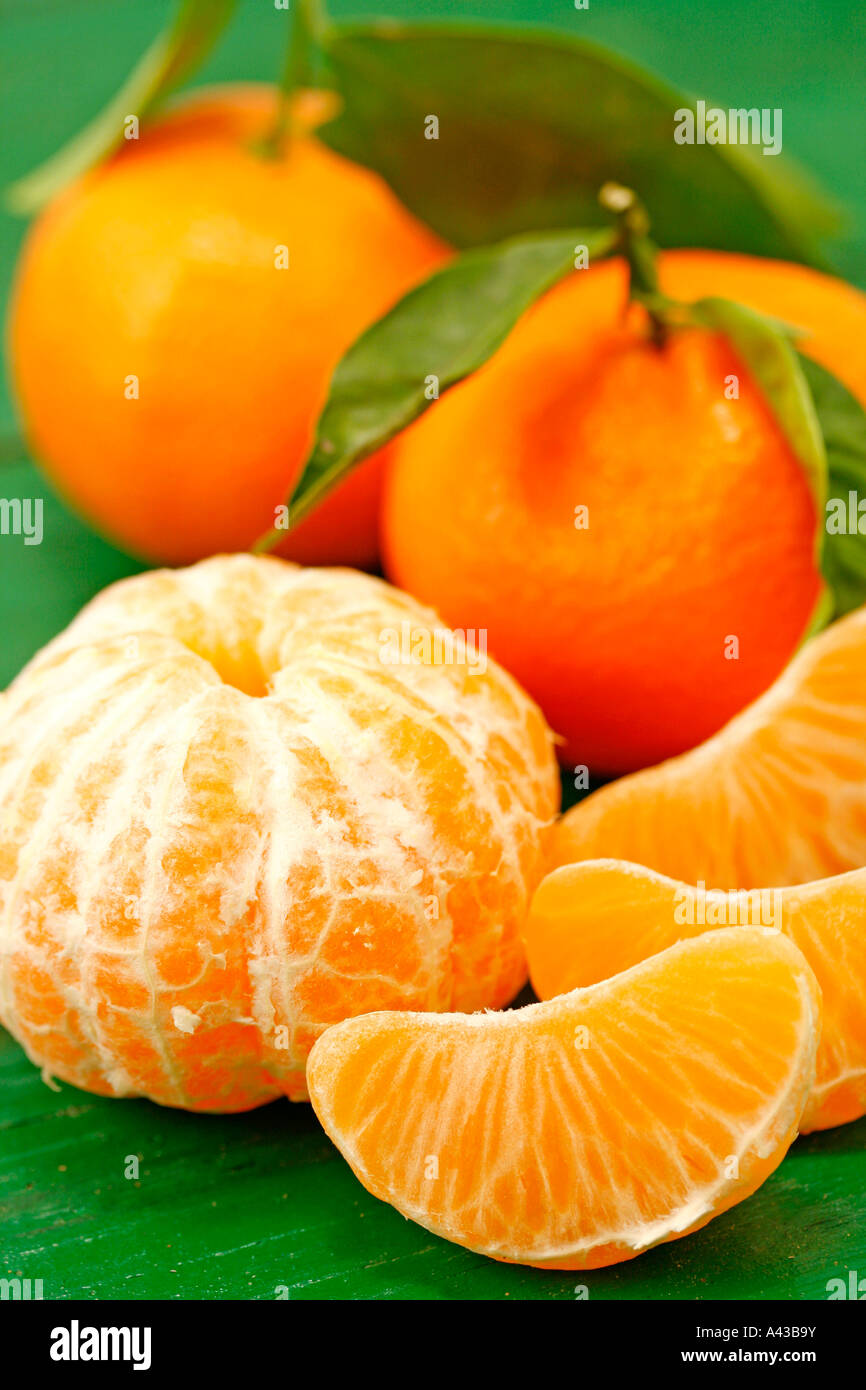 Vertical shot fresh tangerines hi-res stock photography and images - Alamy