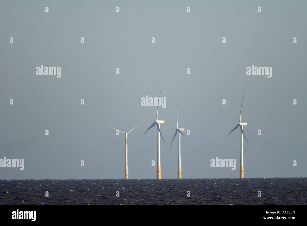 Thames estuary wind farm hi-res stock photography and images - Alamy