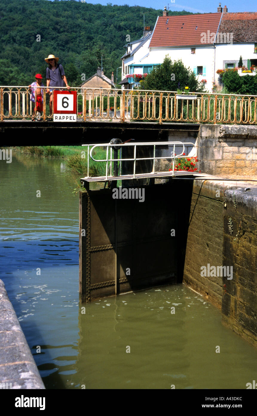 Canal of Burgundy de Bourgogne France lock boat Stock Photo - Alamy