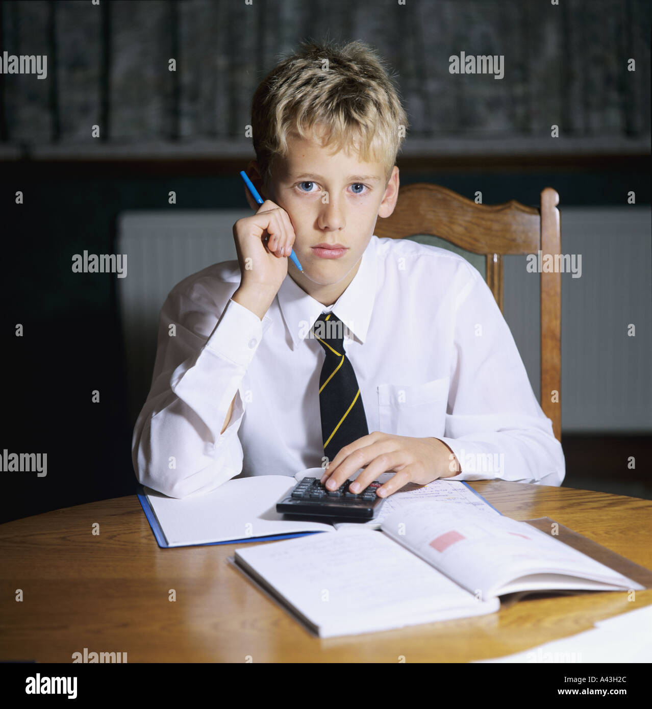 Secondary school smart uniform hi-res stock photography and images - Alamy