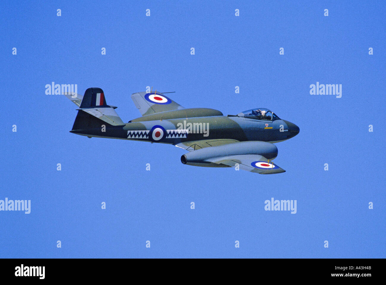 Gloster Meteor fighter Stock Photo - Alamy