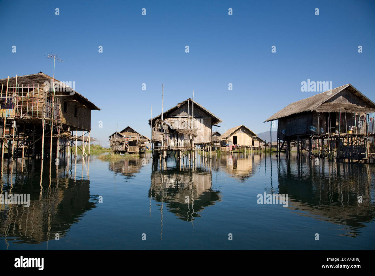 Floating Village Inle Lake, Myanmar Stock Photo - Alamy