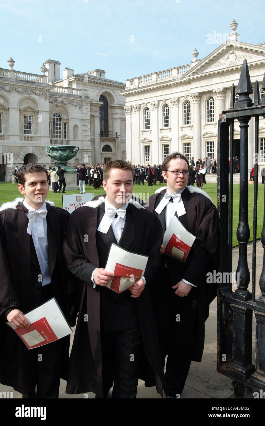 Cambridge University graduates at graduation ceremony in the Senate ...